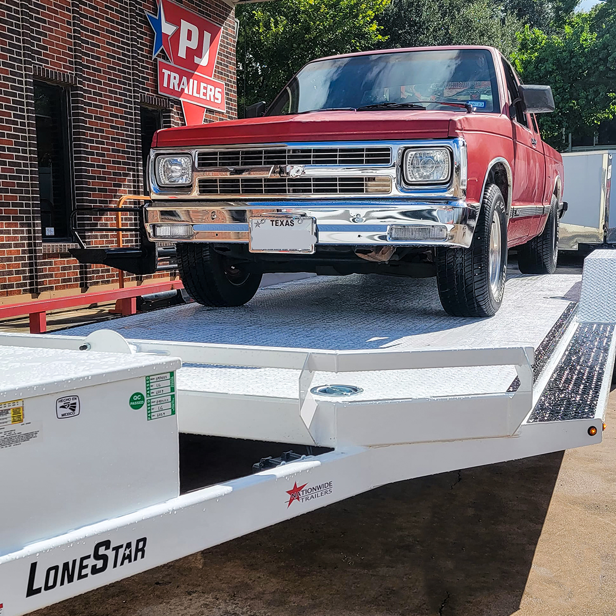 Top Trailer Dealer in Pasadena | Rated #1 | Nationwide Trailers